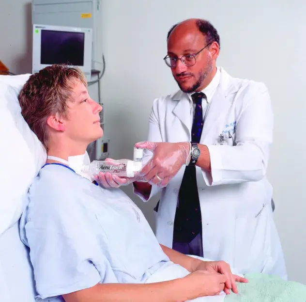 AEROTRACH PLUS* Anti-Static Valved Holding Chamber | trudellmed.com